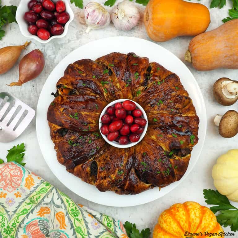 Vegan Vegetable Crescent Roll Ring – Dianne's Vegan Kitchen