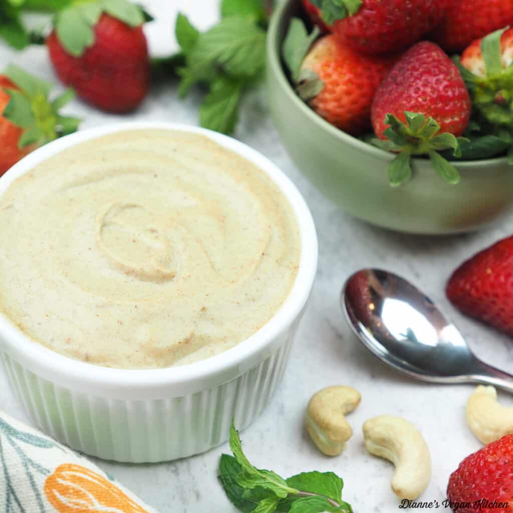 Easy Vegan Vanilla Cashew Cream – Dianne's Vegan Kitchen