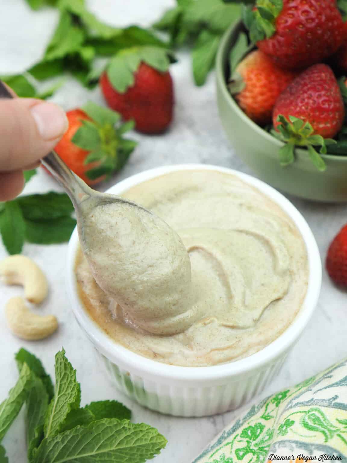 Easy Vegan Vanilla Cashew Cream – Dianne's Vegan Kitchen